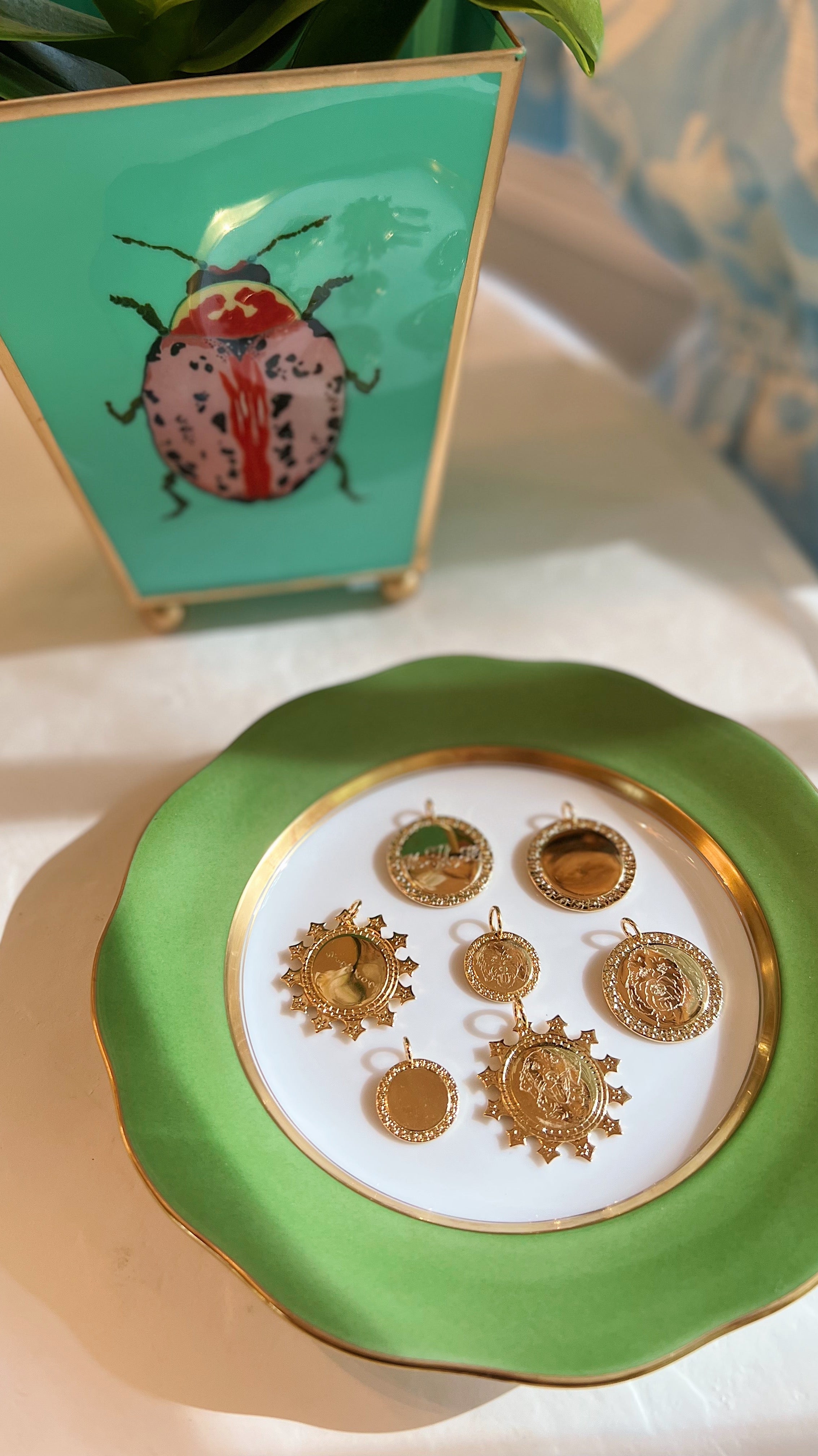 MAKE IT PERSONAL – GOLDBUG COLLECTION